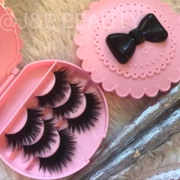 Makeup | Eyelashes Eyelash Case | Poshmark